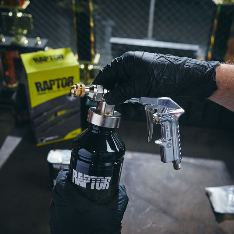 RAPTOR Professional Vari-Nozzle Application Gun - U-Pol